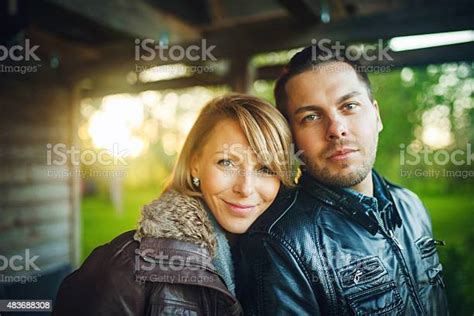 동생이요 및 자매 2015년에 대한 스톡 사진 및 기타 이미지 2015년 25 29세 2명 Istock