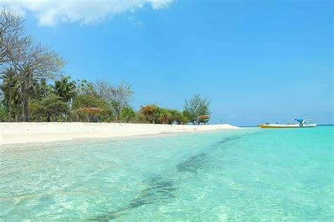 Wisatawan Wajib Tahu Inilah Alasan Gili Labak Adalah Destinasi Impian Untuk Berlibur