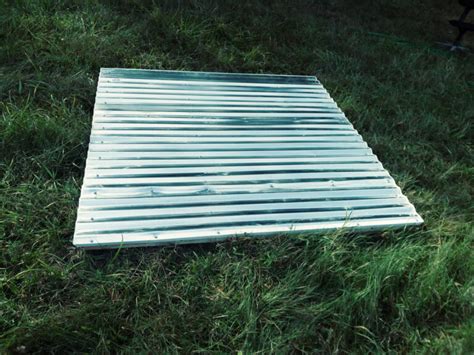 Cedar Wood Rifle And Bow Hunting Blind Productive Cedar Products Llc
