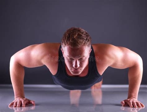 fitness man doing push ups on floor stock image image of muscle