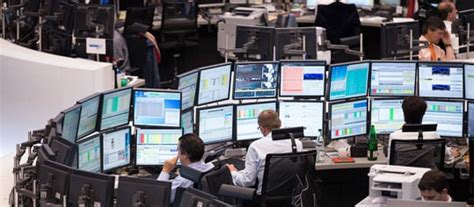 ROUNDUP Aktien Frankfurt Eröffnung Dax mit robustem Wochenauftakt boerse de