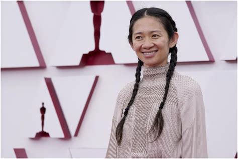 Oscars 2021 Chloé Zhao Becomes Second Woman In History To Win Best