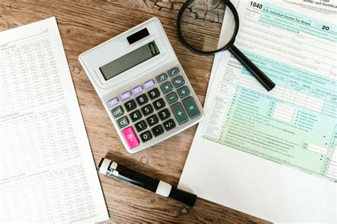 Ulasan Dan Daftar Pinjol Ilegal Yang Wajib Diwaspadai Varia Katadata Co Id