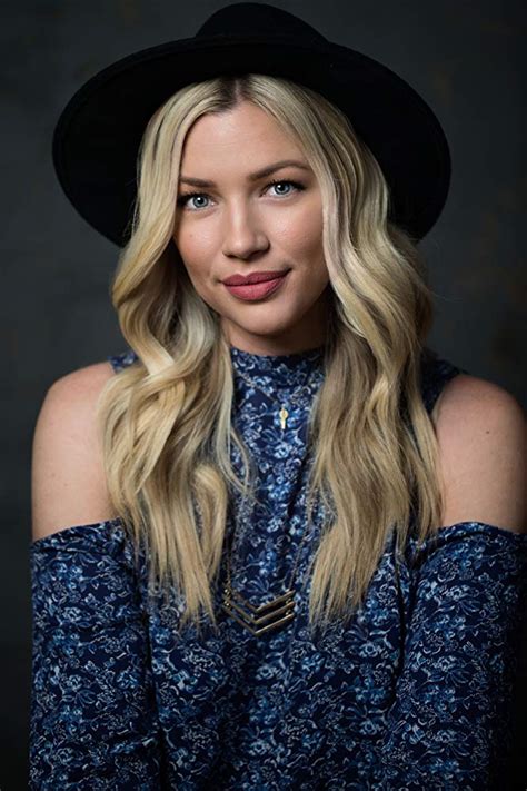 Poze Amber Coyle Actor Poza 10 Din 49 Cinemagiaro