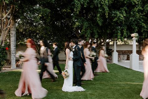 5 Must Have Wedding Party Photos Katelyn Faye Photography