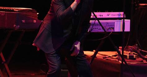 La Nación Andrés Calamaro vuelve con sus grandes éxitos