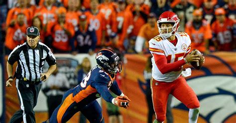 Chiefs News 34 Mahomes Left Handed Pass Is Andy Reids Favorite