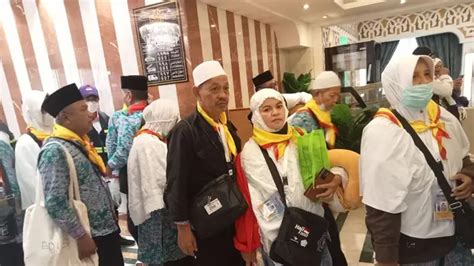 Jemaah Haji Kloter Pertama Langsung Bisa Sholat Arbain Mulai Zuhur Hari