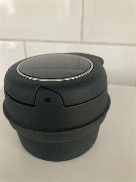 Se produkter som liknar Askkopp till bil på Tradera