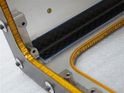 Bus Structures Rock West Composites