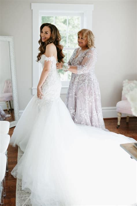 Gorgeous And Ethereal Wedding At Raspberry Plain Manor Washington Dc