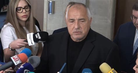 ГОРЕЩО В ПИК Tv Бойко Борисов Продължаваме като правителство на малцинството Само началникът