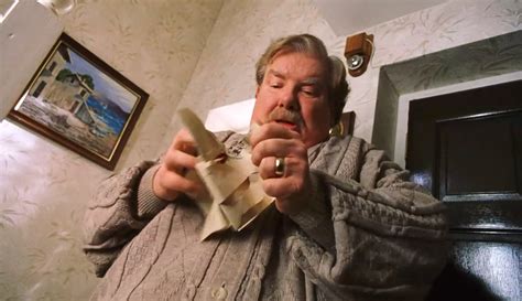 【hp】《哈利波特与魔法石》电影穿帮镜头汇总 知乎