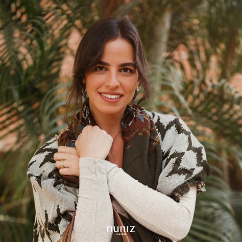 Nuniz Cairo For An Everyday Simple Look Our Corniche