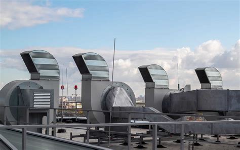 Why Are Ac Units On The Roof Top Unit In Commercial Buildings React