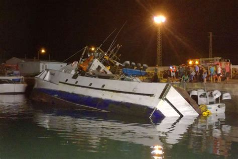 Dentro De Un Barco Que Se Hunde