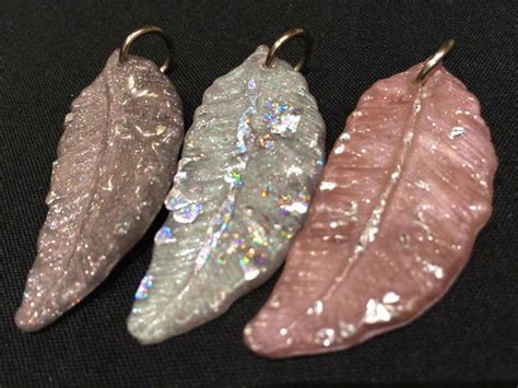 Gorgeous Feather Pendants Made From Wow Embossing Powder Feather Mould