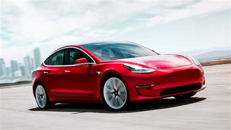 BMW ve Mercedes Benz i küçük düşüren Tesla dan büyük başarı LOG