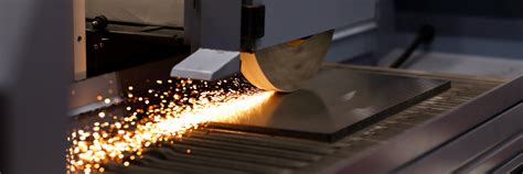 研削加工とは： 基礎知識から切削加工・研磨加工との違い、加工時の注意点までご紹介 フジハラウインテック