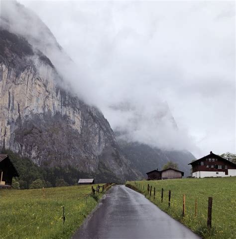 2019 나 혼자 유럽 여행 14일차 스위스 그린델발트 1 비오는 날 그린델발트 라우터브루넨 007 촬영지 트리멜바흐 튠호수 유람선 시간표 인터라켄