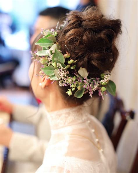 정말 귀여운 것만♡ 컬러 드레스와 잘 어울리는〔업스타일의 느슨한 번 헤어〕 카탈로그 Marry