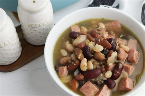 Old Fashioned Ham And Bean Soup Bubbapie