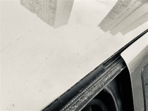 Уплотнители-водостоки замена — Lada Приора хэтчбек, 1,6 л, 2013 года ...