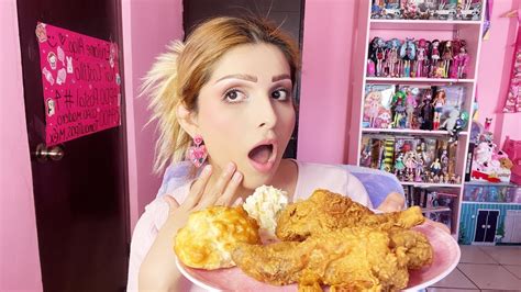 Las Chicas De Verdad Nos Gusta El Pollo Frito Mukbang Youtube