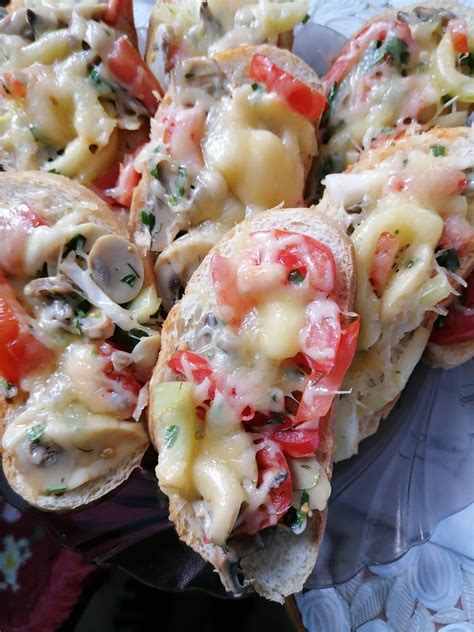 Горячие бутерброды 🥪 в духовке или мини пиццы на каждый день рецепт с фото пошаговый от Настя