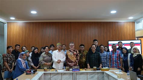 Kunjungan Dari Niu Ke Fisip Undip Niu Tawarkan Program Pascasarjana Di
