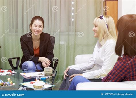 Psychology Classes For A Group Of Women Using Drawing Techniques