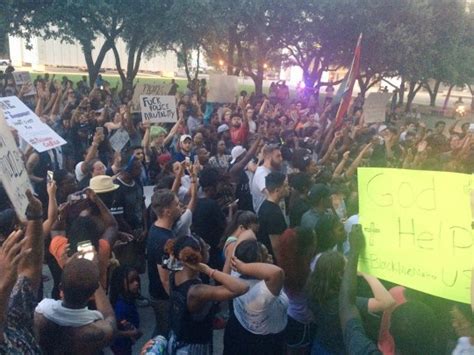Dallas Police Shooting 5 Officers Killed By Snipers During Protest