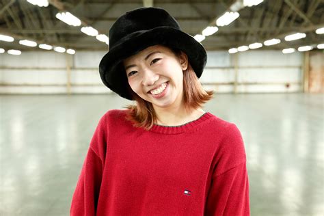 バブリーダンスの生みの親akaneが振付！25名の女子高生によるシンクロダンス！ Dews デュース