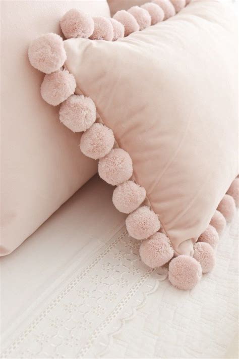 Spring Home Decorating Ideas Tidbits Spring Home Decor Bedroom
