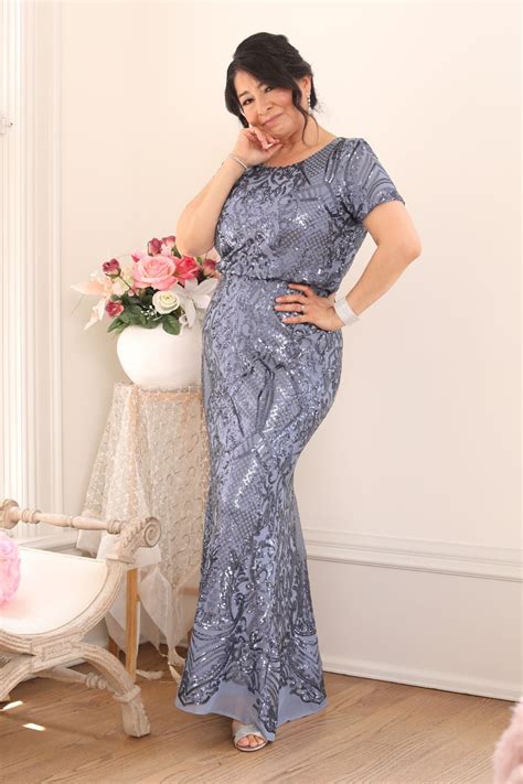 Randm Richards Petite Women Sequin Formal Dress With Keyhole Back