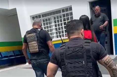 Foragida Da Justiça Do Ceará é Presa Por Suspeita De Traficar Drogas De