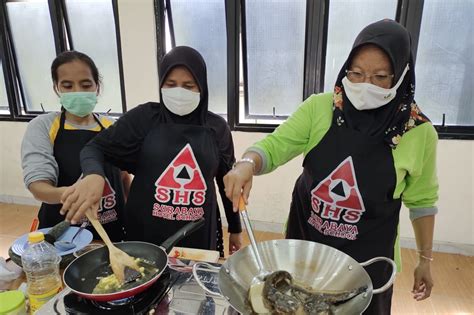 Minister Of Social Affairs Prepares Production And Culinary Cente