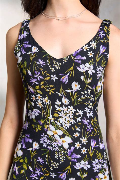 Buy Sleeveless Slim Fit Midi Dress Online For Her I Virgio