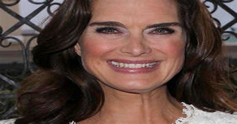 Brooke Shields Representative Dismisses Smoking Photo Daily Star