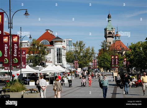Poland, Pomerania, Sopot, German Zoppot, the Bay of Gdansk Stock Photo ...