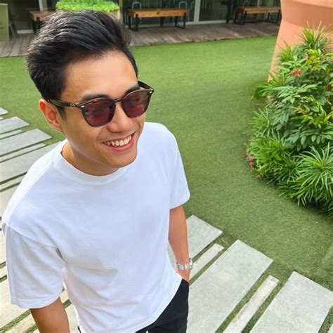 Angelo Gabriel Paruñgao Gabbparungao • Threads Say More
