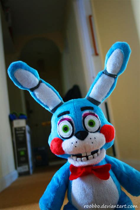 Five Nights At Freddys Toy Bonnie By Roobbo On Deviantart