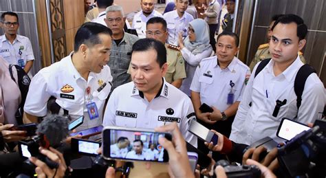 Pj Gubernur Elen Setiadi Resmi Umumkan Kenaikan Persen UMP Sumsel Tahun