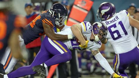 Nfl Expert Picks Are Vikings Favored In Season Finale