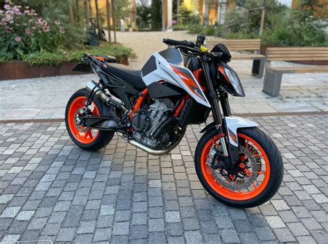 Nouveau KTM, Duke 890 R 2020 - Motovlan.be