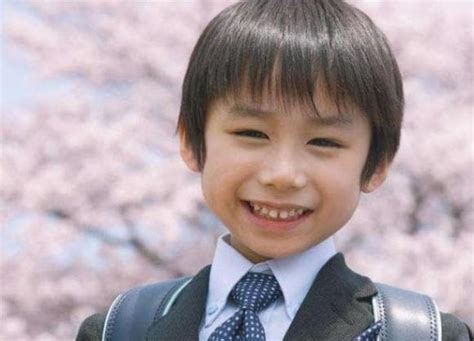 Nếu con trai có ba đặc điểm này thì tương lai sẽ có triển vọng các bậc cha mẹ có con trai nên