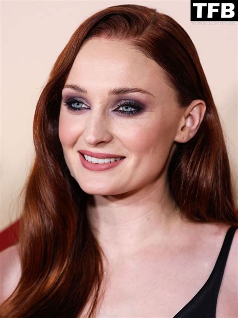 Sophie Turner Sexy 116 Photos Sexy E Girls🔞