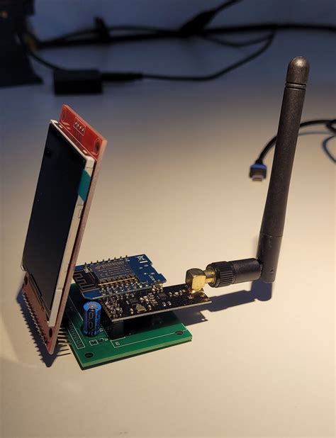 housing for tft and esp8266 with rf24l01 od autora ofreddy stáhněte