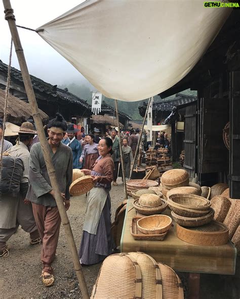 Ji Sung Instagram 명당 Gethu Cinema