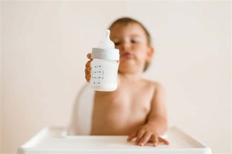 Reasons Why You Baby Refuses Bottle At Daycare What Can You Do